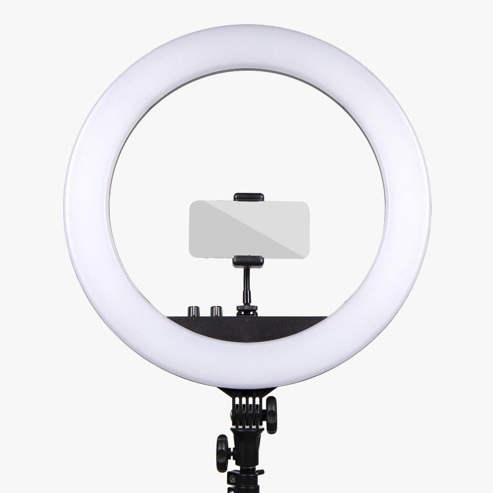 18" LED Ring Light - Diamond Luxe III | Spectrum Professional Ring Lights