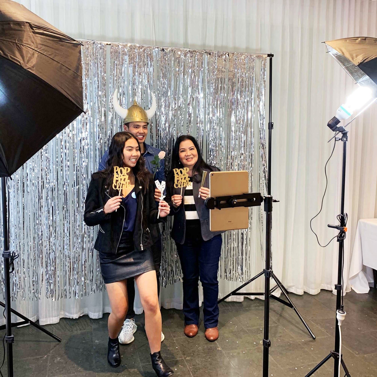 DIY Party & Events "Hollywood Photobooth" Lighting Setup Kit