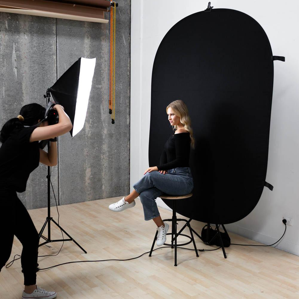 White/Black Double Sided Collapsible Vinyl Pop Up Backdrop (1.5 x 2.1M