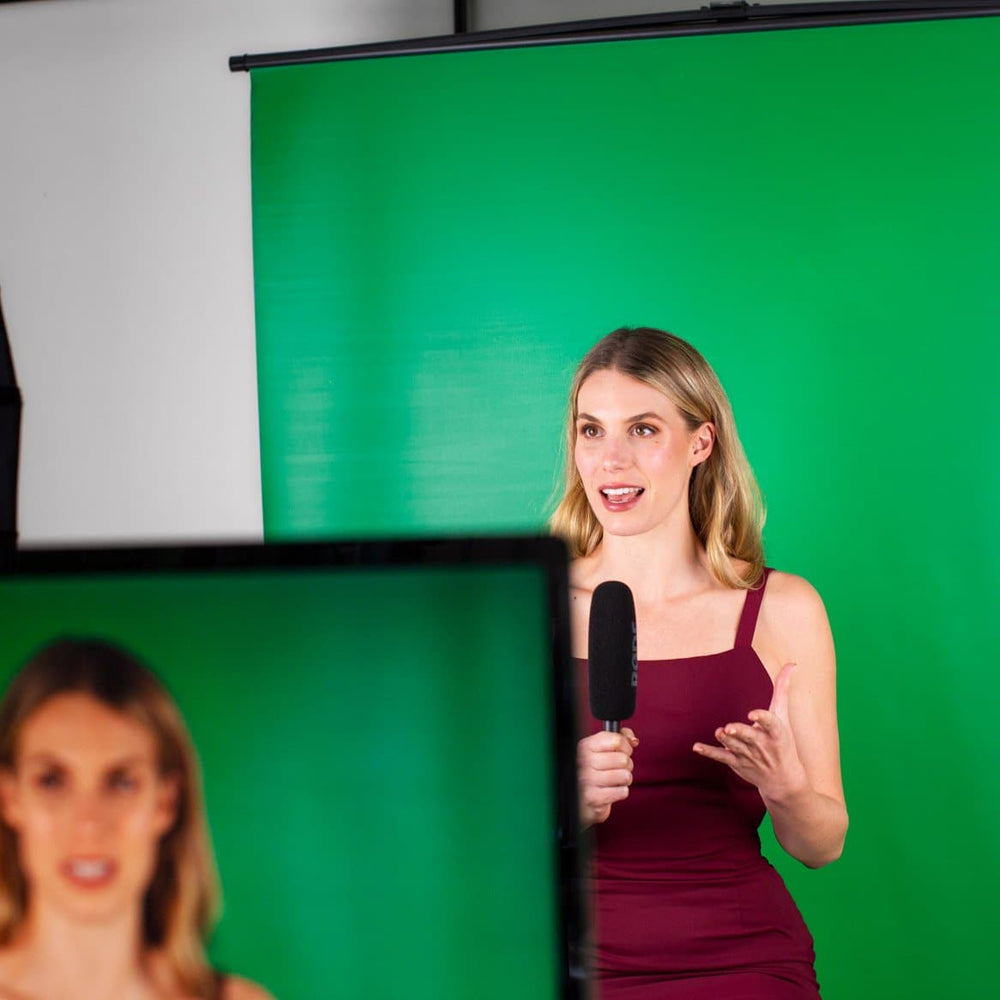 'Live Stream Master' Pull Up Chroma Key Green Screen Backdrop for Vide