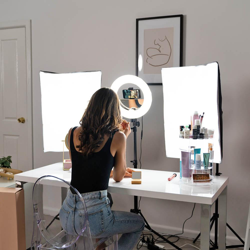 10 Benefits Of Using A Professional Softbox Studio Lighting Kit