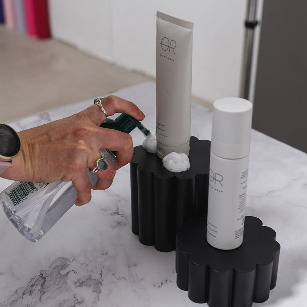 Spectrum White PRO.PROPS Styling Photography Prop - Flower Pillar Bund