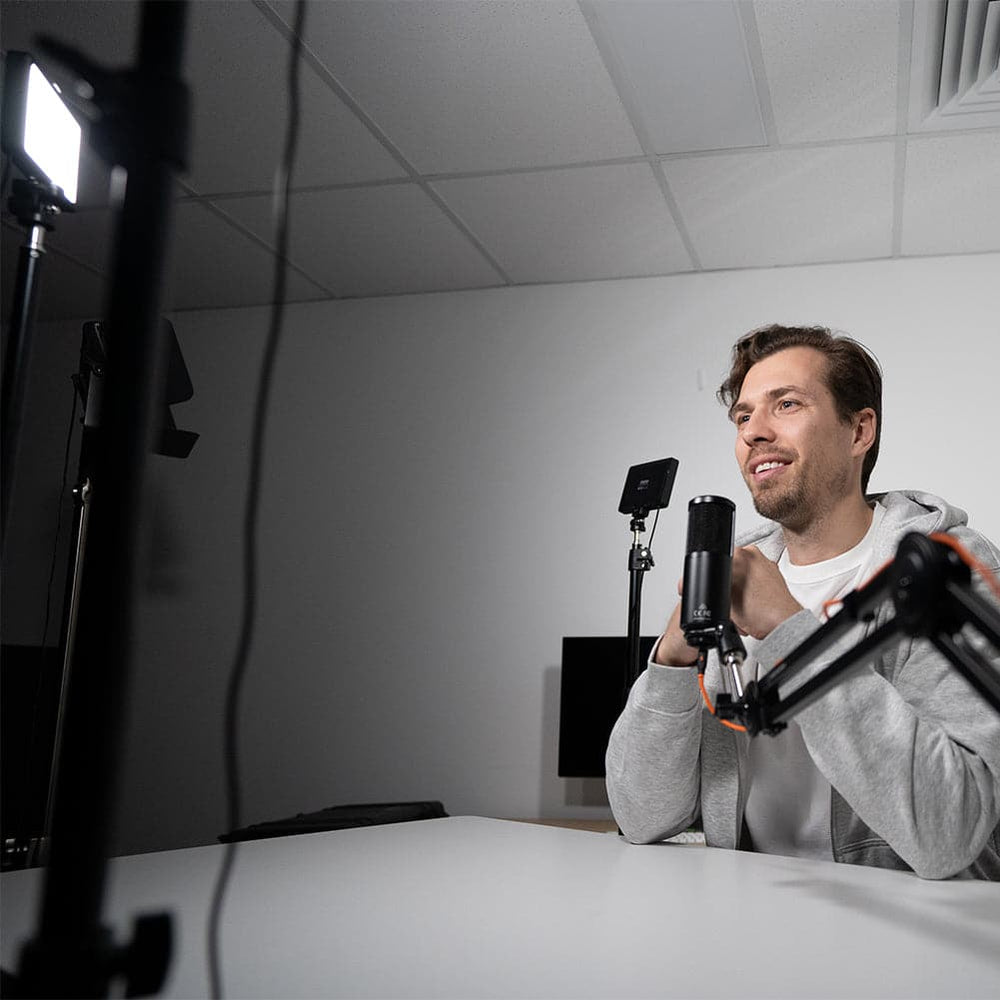 'Starter Podcast Interview Package' Vlogging Youtube Live Streaming Li